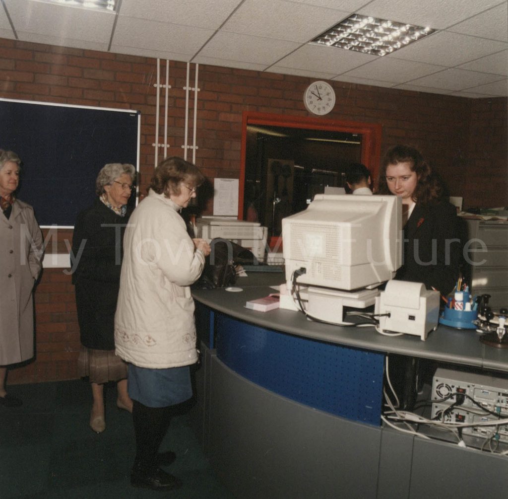 Opening of Rainbow Library, Coulby Newham (Nov 1998) - My Town My Future